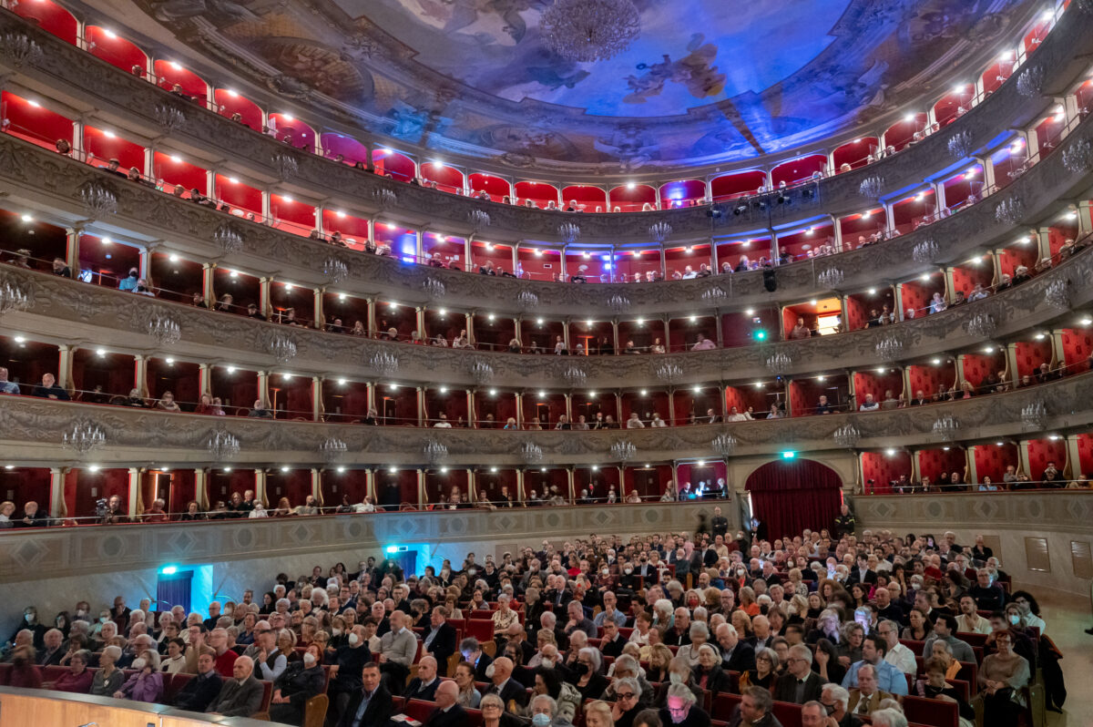 DONIZETTI OPERA: ECCO I TITOLI PRINCIPALI DEL FESTIVAL 2024 - Teatro ...